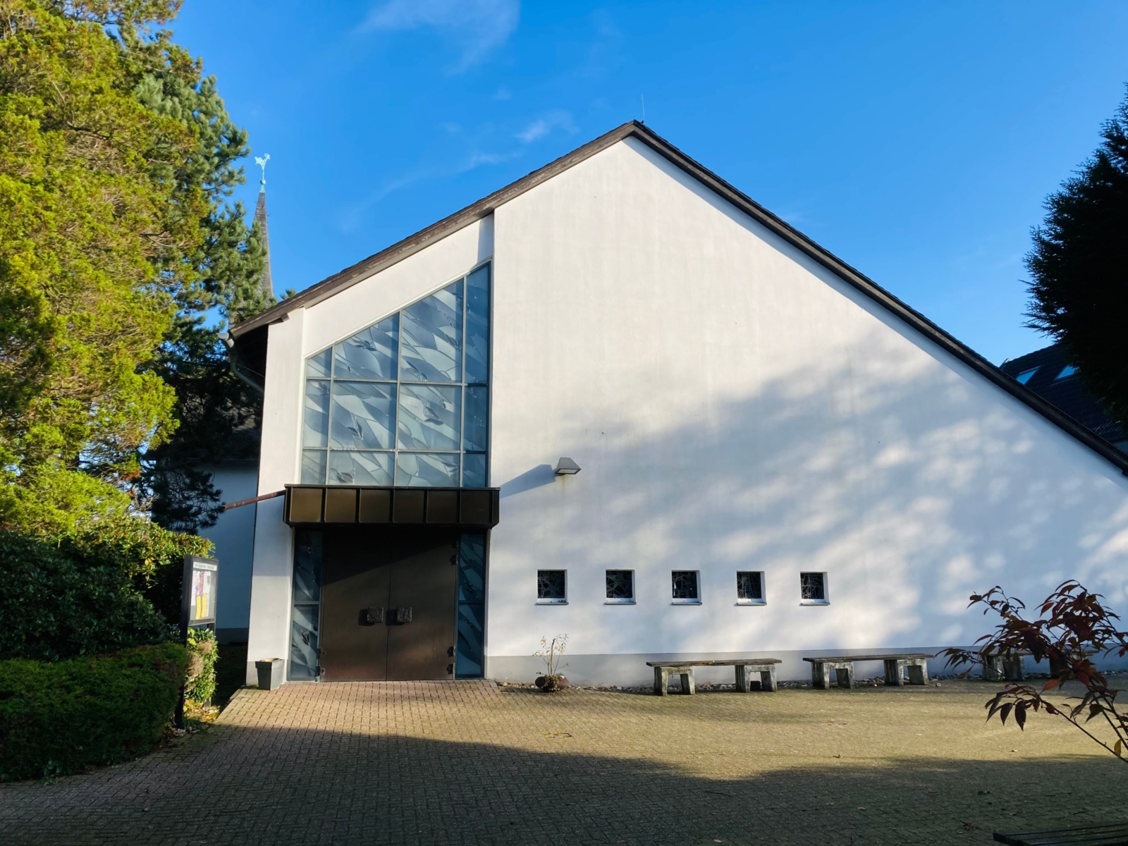 St. Maria Königin Solingen - Widdert